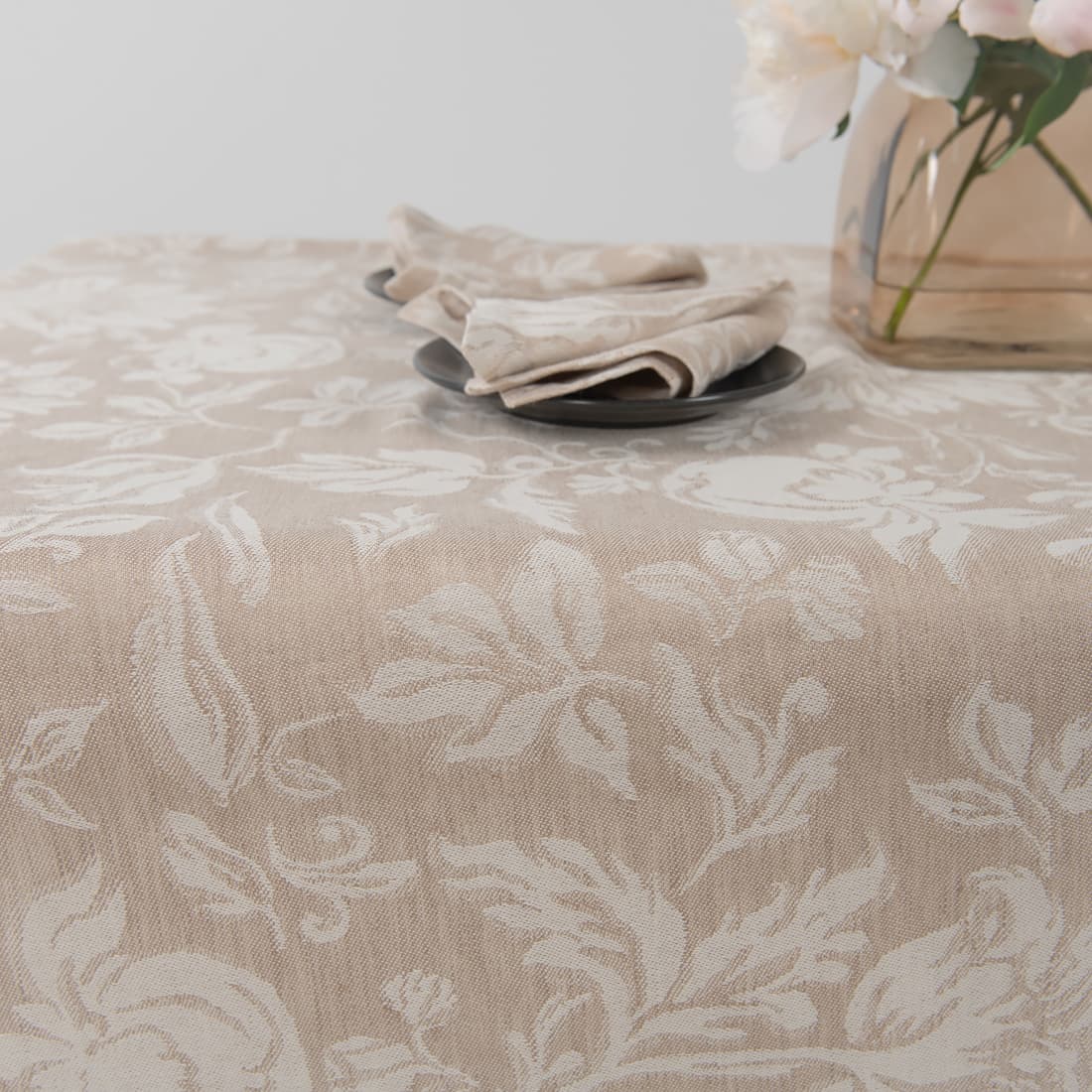 Halvlin Brun Duk Blomstrete Jacquard Med 4cm Brettet Kant